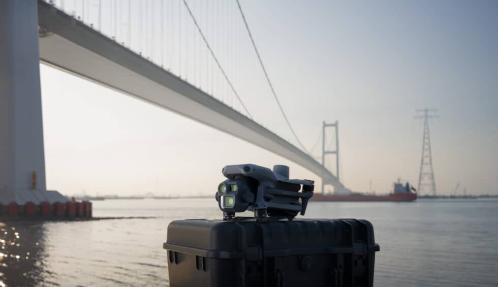 DJI MATRICE 4E - HPDRONES